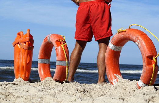 South Haven Officials Revisit Lifeguard Proposal Amidst Safety Concern