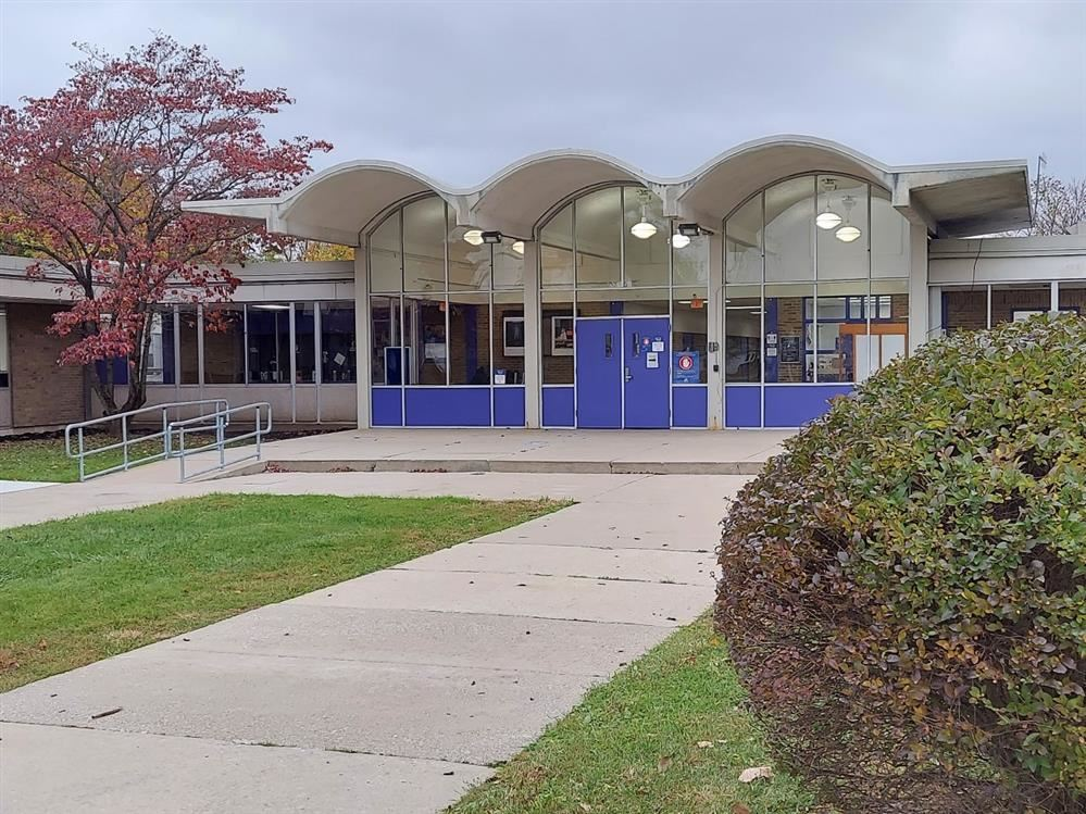 Detroit's School District Paying Millions More To Accommodate 'English ...