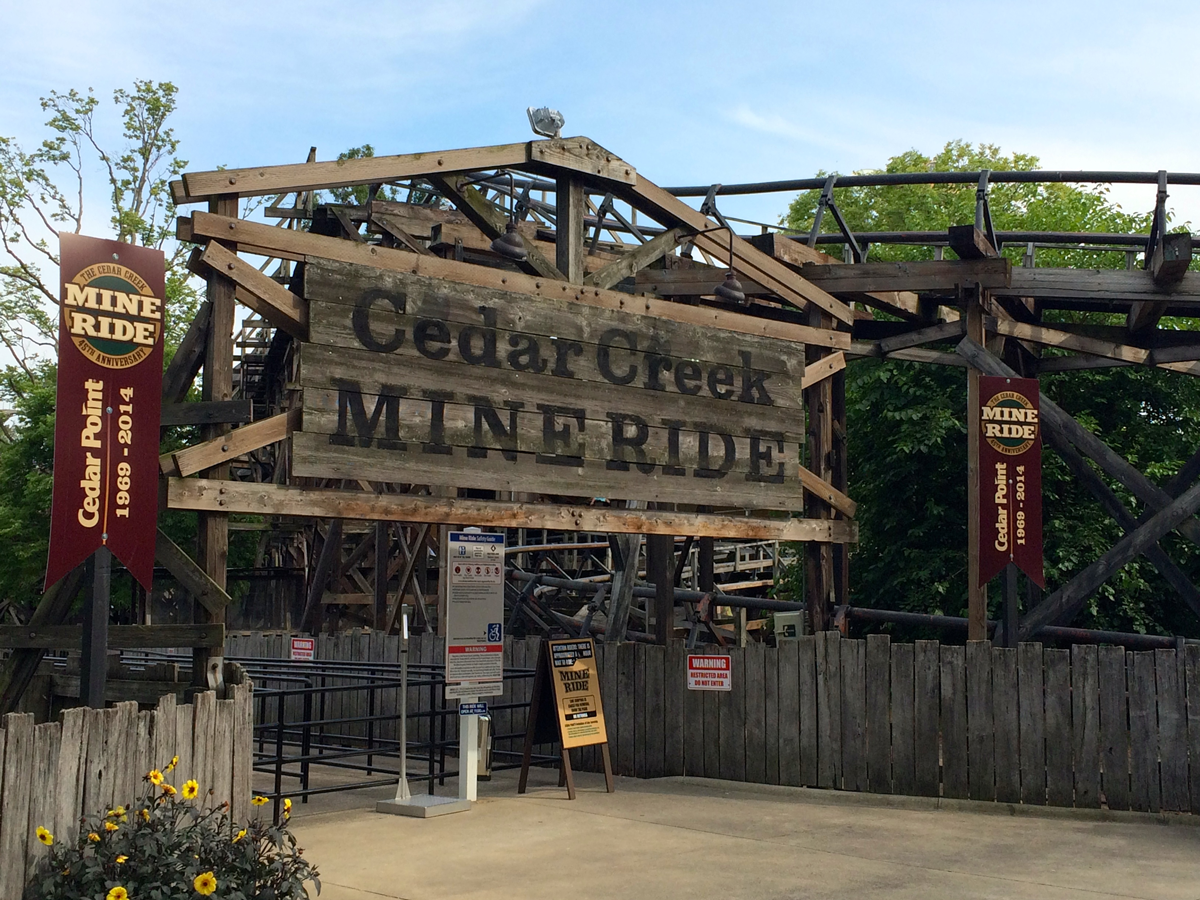 Jenny, I Got Your Number: Cedar Point Wall Graffiti Turns Mom’s Life ...