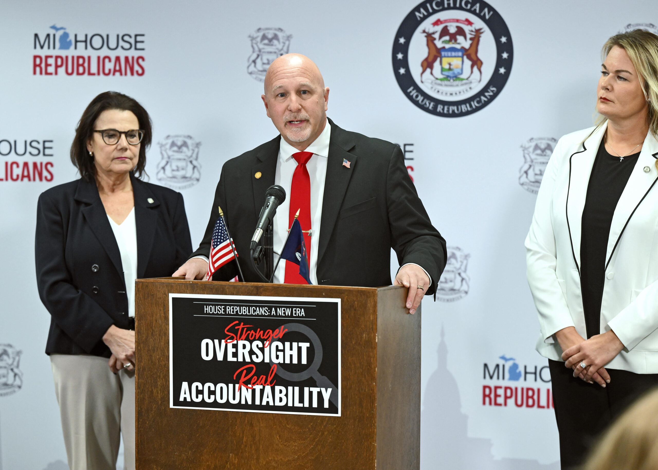 House Moves to Hold Benson in Contempt as She Calls for Mediator